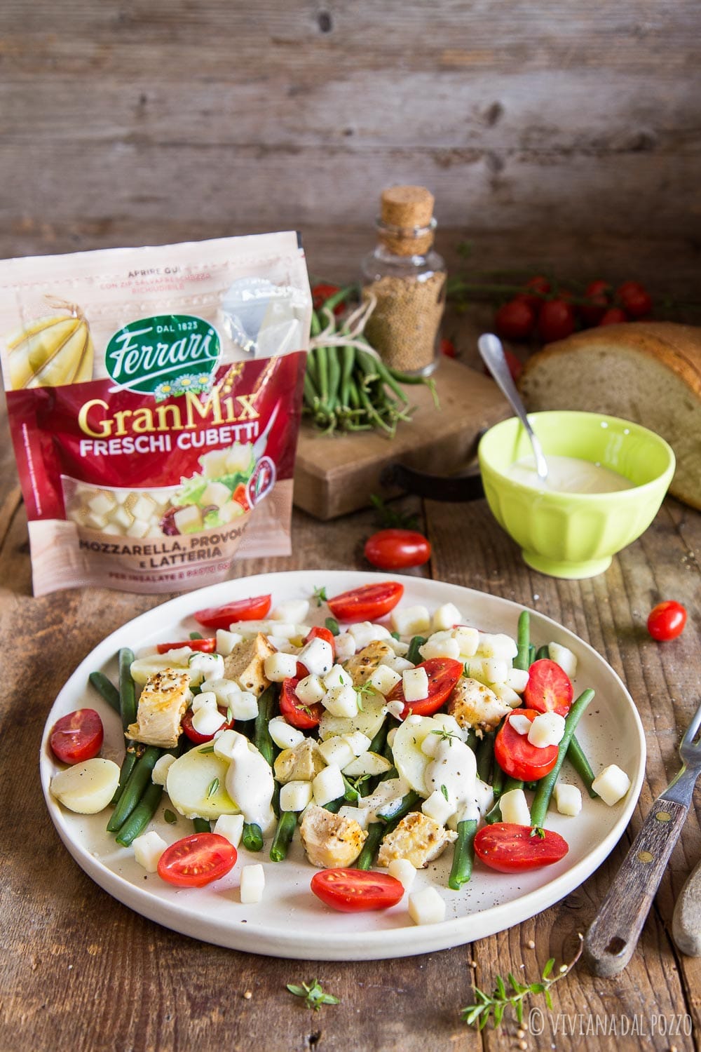 Insalata Gustosa alla senape con Freschi Cubetti pollo e fagiolini ...