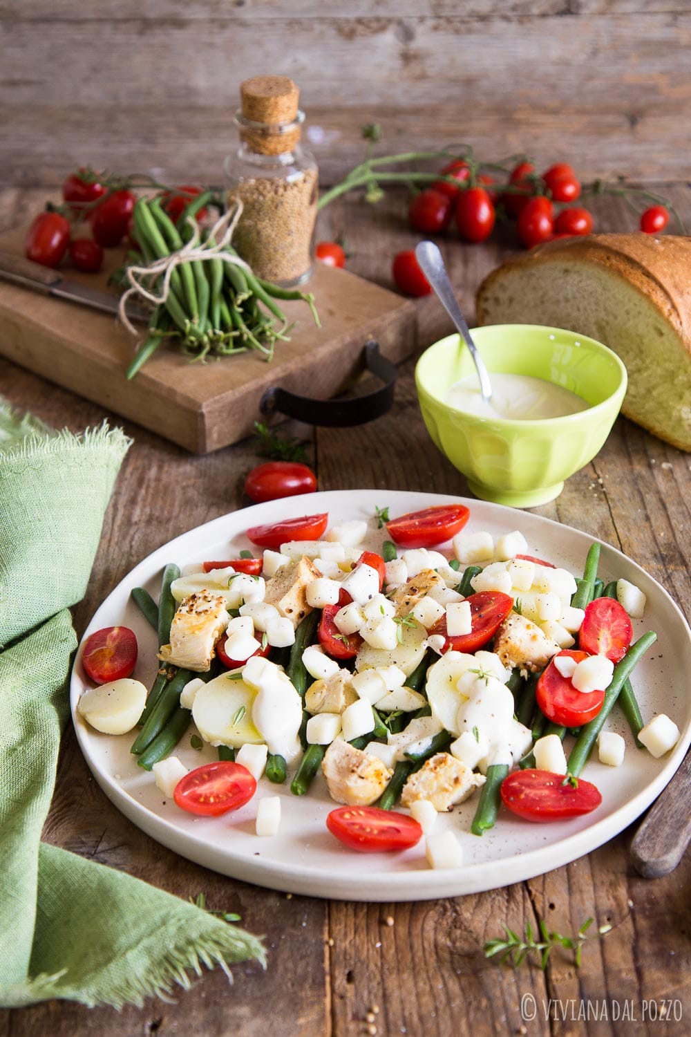 Insalata Gustosa alla senape con Freschi Cubetti pollo e fagiolini ...